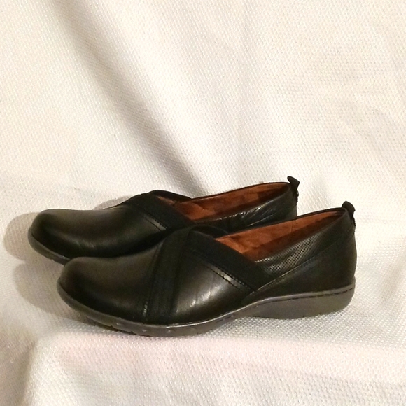 Cobb Hill by New Balance | Shoes | New Cobb Hill Ch Penfield Envl Black ...